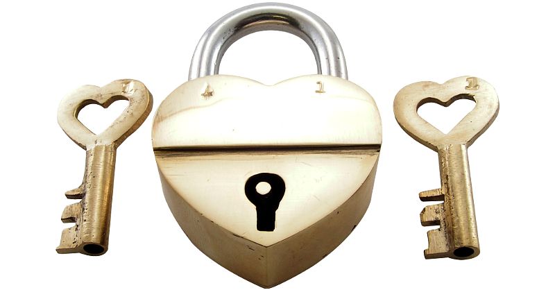 Trick Lock - Broken Heart | Puzzle Locks | Puzzle Master Inc