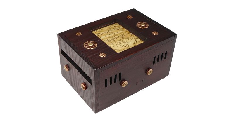 Coin Box | Puzzle Boxes / Trick Boxes | Puzzle Master Inc